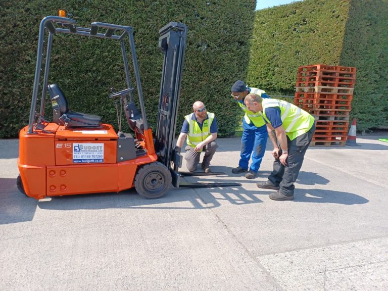 Forklift Operator Training: Empowering Safe and Efficient Operations Forklift Operator Training: Empowering Safe and Efficient Operations