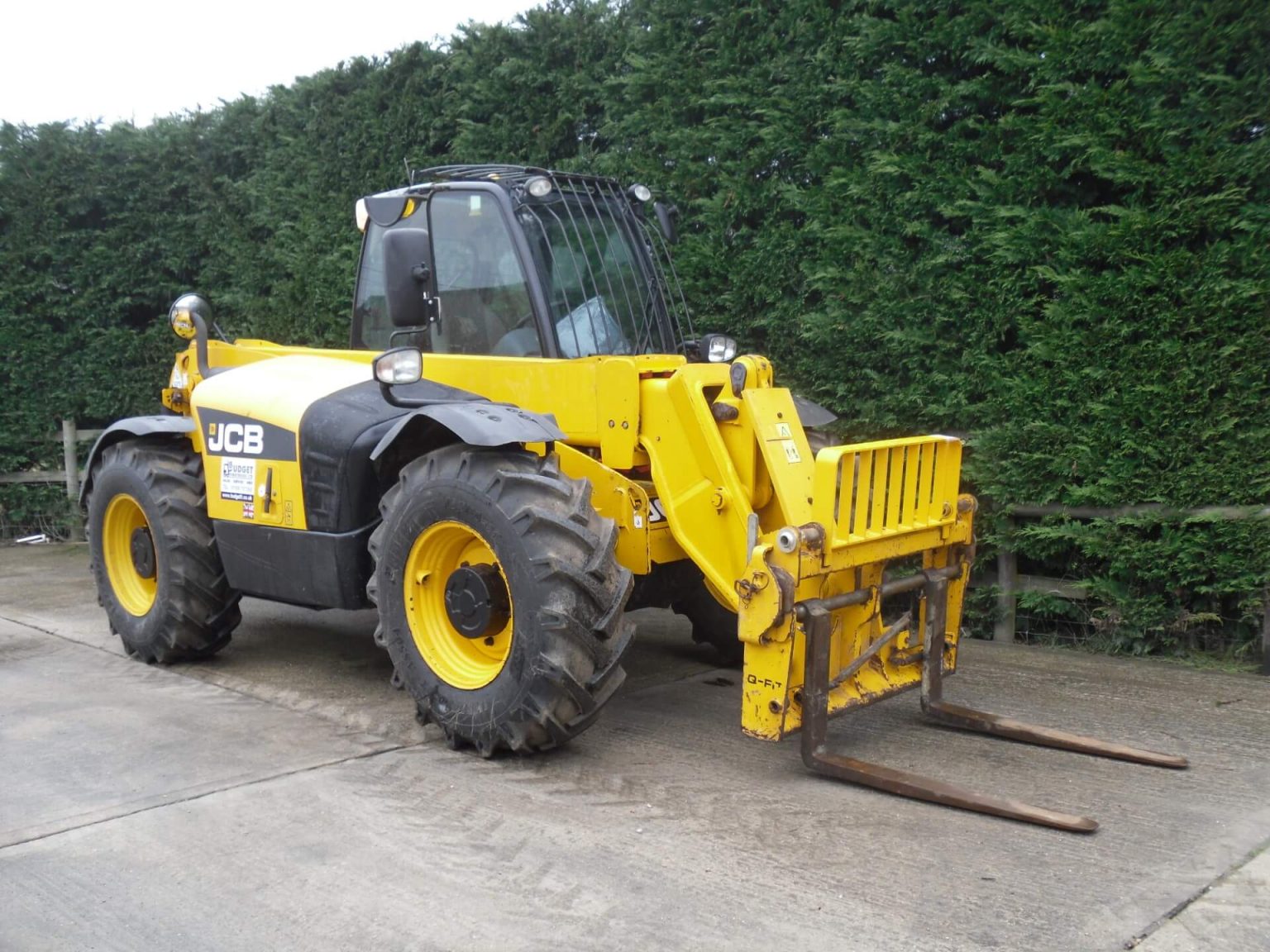 What is a telehandler forklift, and when should you use it?